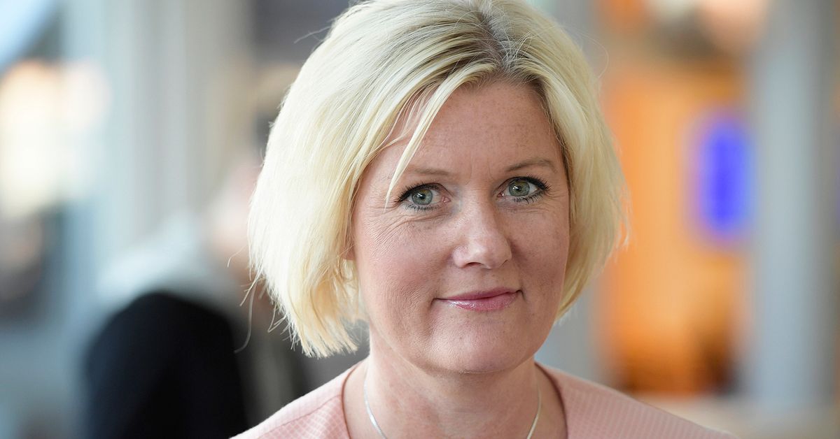 Frågor och svar med Lena Rådström Baastad (S) | SVT Nyheter Frågor och svar med Lena Rådström Baastad (S) | SVT Nyheter