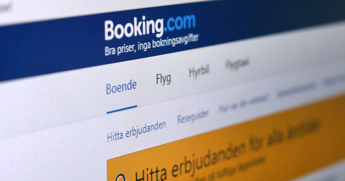 Booking.com: ”Vårt system upptäcker prissänkningar” | SVT Nyheter