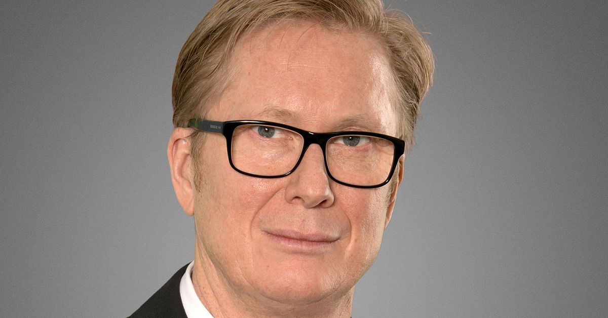 Boustedt: ”Vi måste ha tjejerna med oss” | SVT Nyheter