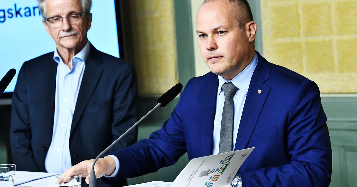 Sverige tvingas backa – begränsar datalagring | SVT Nyheter