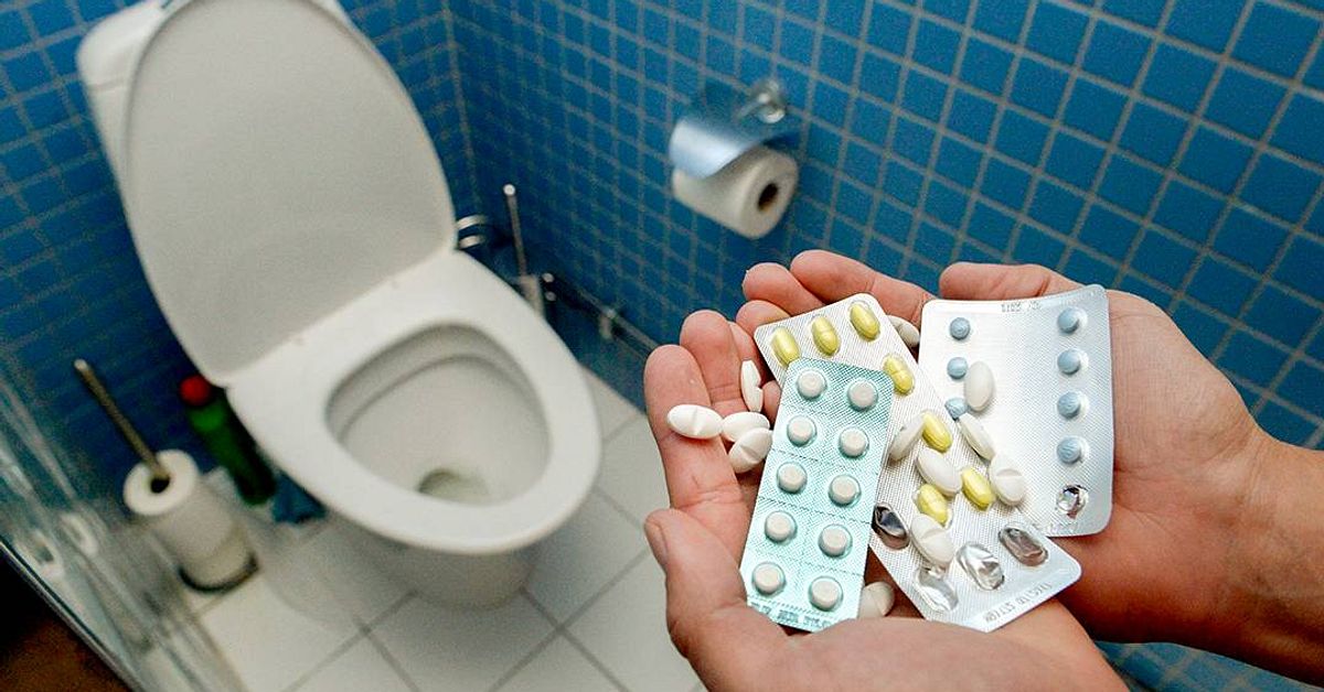 Använde död mans uppgifter – köpte knark till sig själv | SVT Nyheter