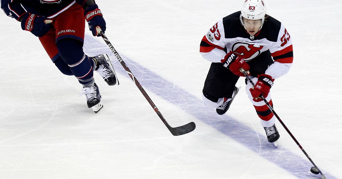 Ishockey: Jesper Bratt fortsätter plocka poäng | SVT Sport