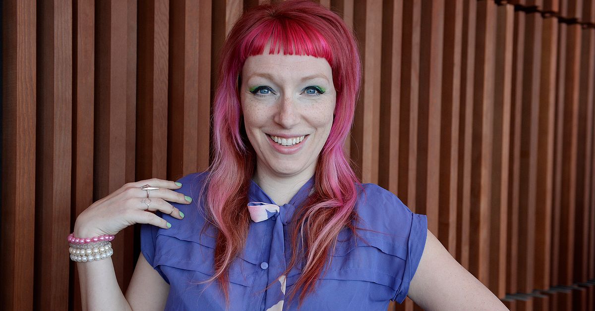 Josefin Johansson tar över Smartare än en femteklassare | SVT Nyheter