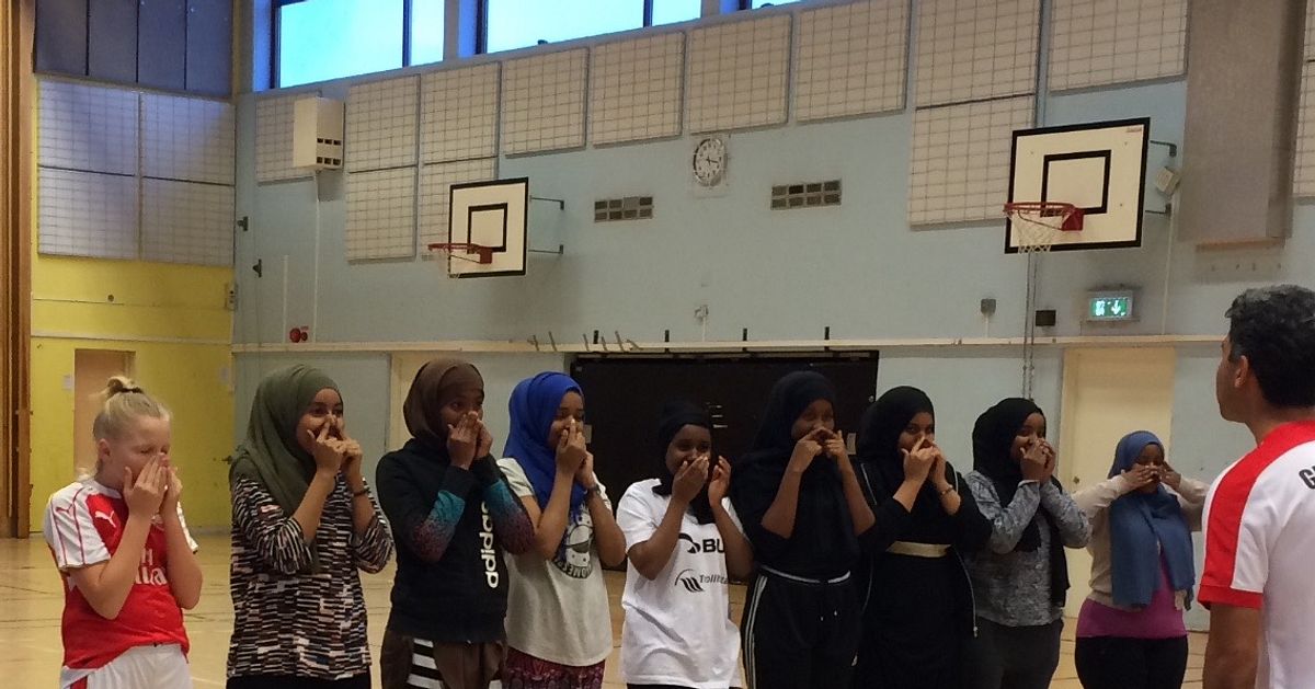 ”Integrera mera” satsar på ensamkommande flickor | SVT Nyheter