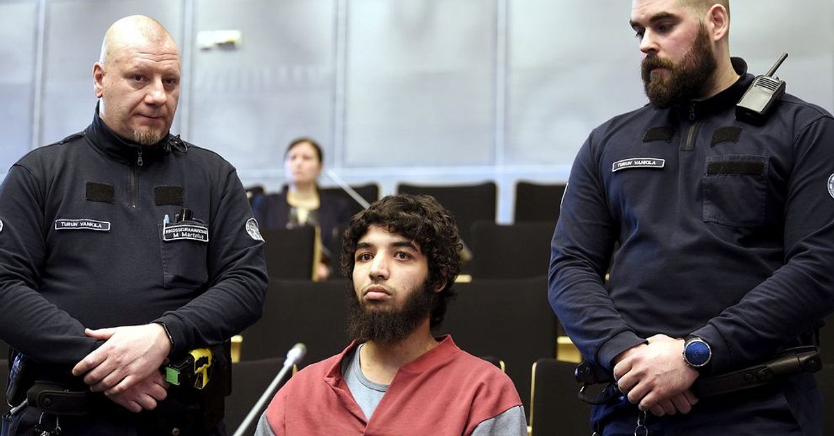 23 årig Man Döms Till Livstids Fängelse För Knivdådet I Åbo Svt Nyheter