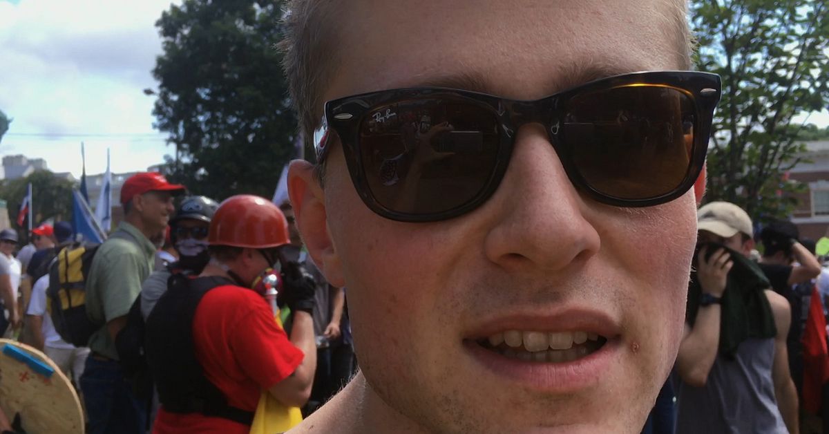 Se Patrik Hermanssons egna bilder från Charlottesville | SVT Nyheter