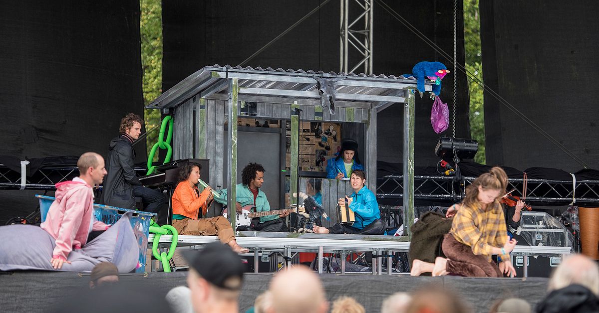Yung Lean och Eleanor Bauer gör danskonsert om komplexa känslor | SVT ...