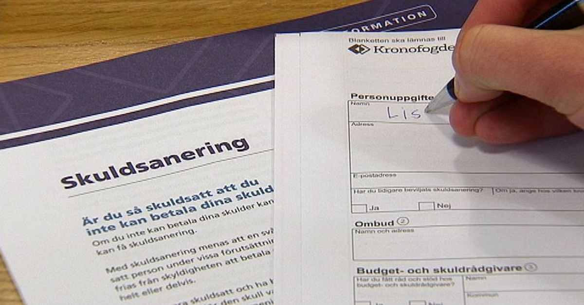 Färre ansöker om skuldsanering | SVT Nyheter