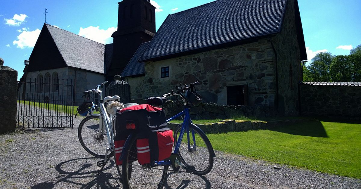 Pilgrimer cyklar genom Småland | SVT Nyheter