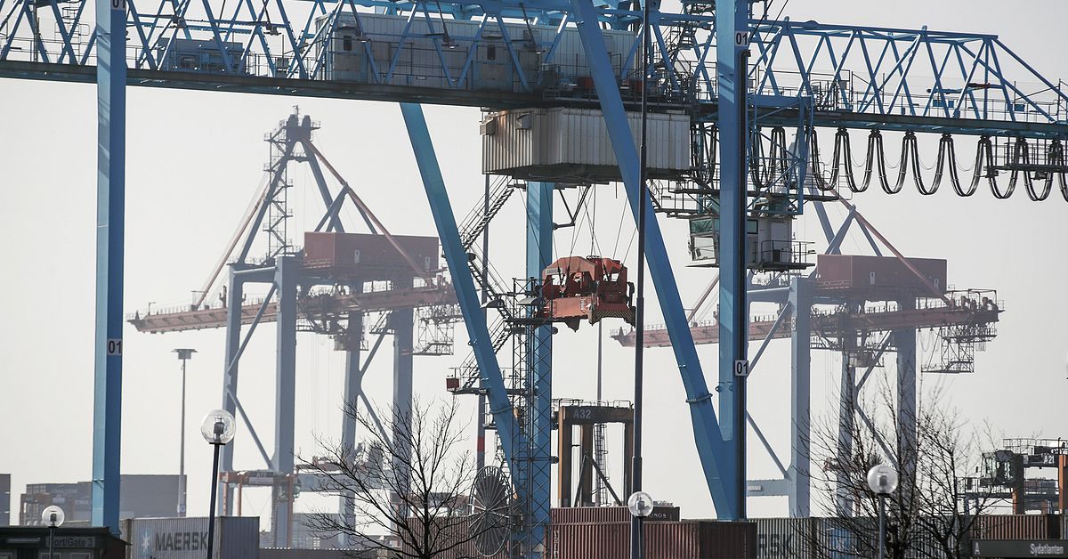 Tiden rinner ut – strejk rycker närmare | SVT Nyheter