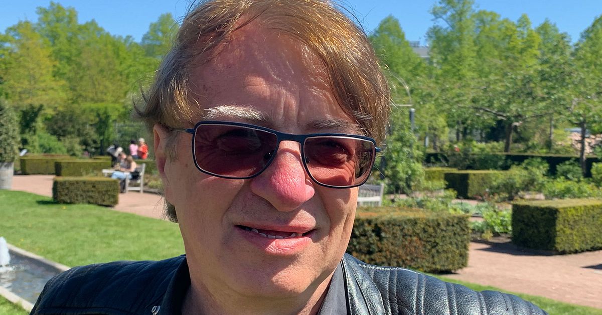 Herbert, 67, har inte råd att ersätta sina förlorade tänder | SVT Nyheter