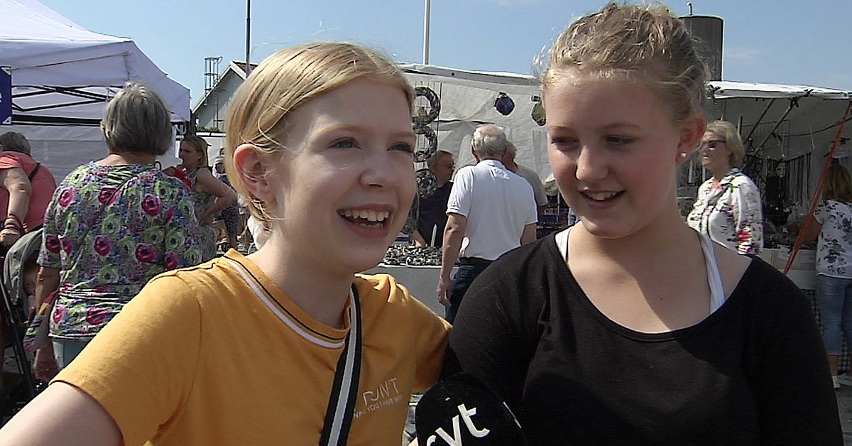 Sill och sol lockade till nationaldagsfirande på Klädesholmen | SVT Nyheter