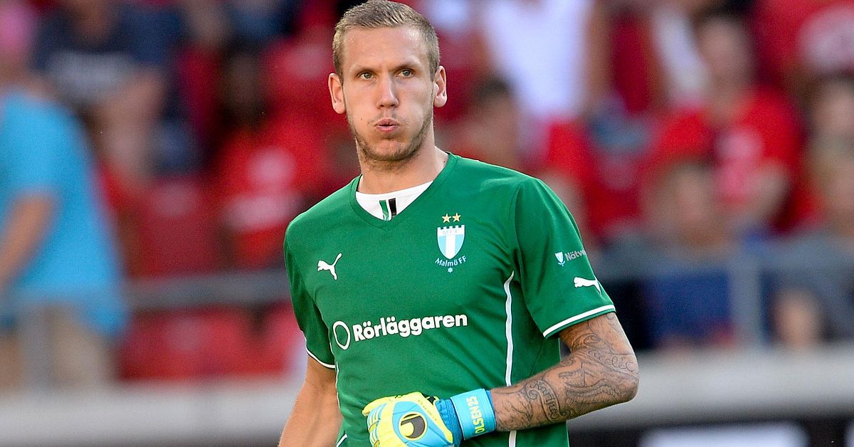 Sport: Robin Olsen väljer svenska landslaget | SVT Sport