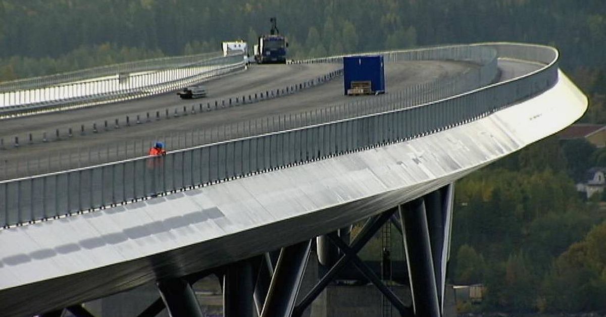 Filmen om Sundsvallsbron | SVT Nyheter
