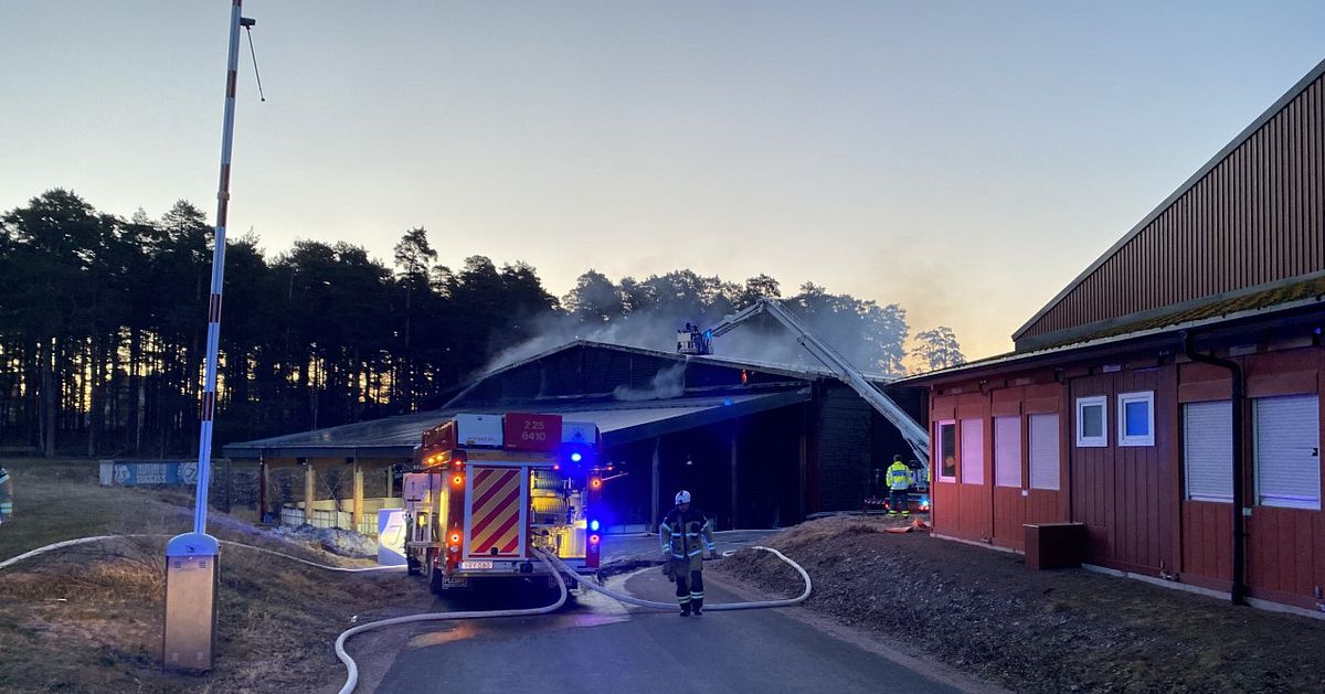 Brand vid Tegera arena i Leksand | SVT Nyheter