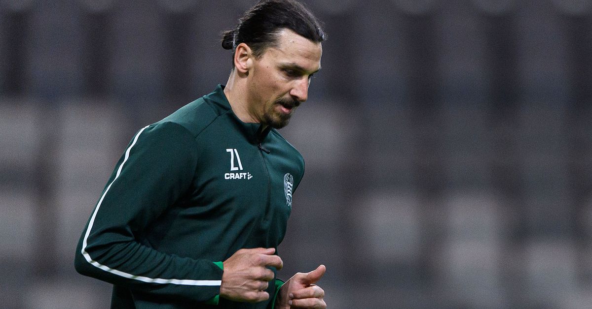 Fotboll: Zlatans besked: Stannar i Sverige | SVT Sport
