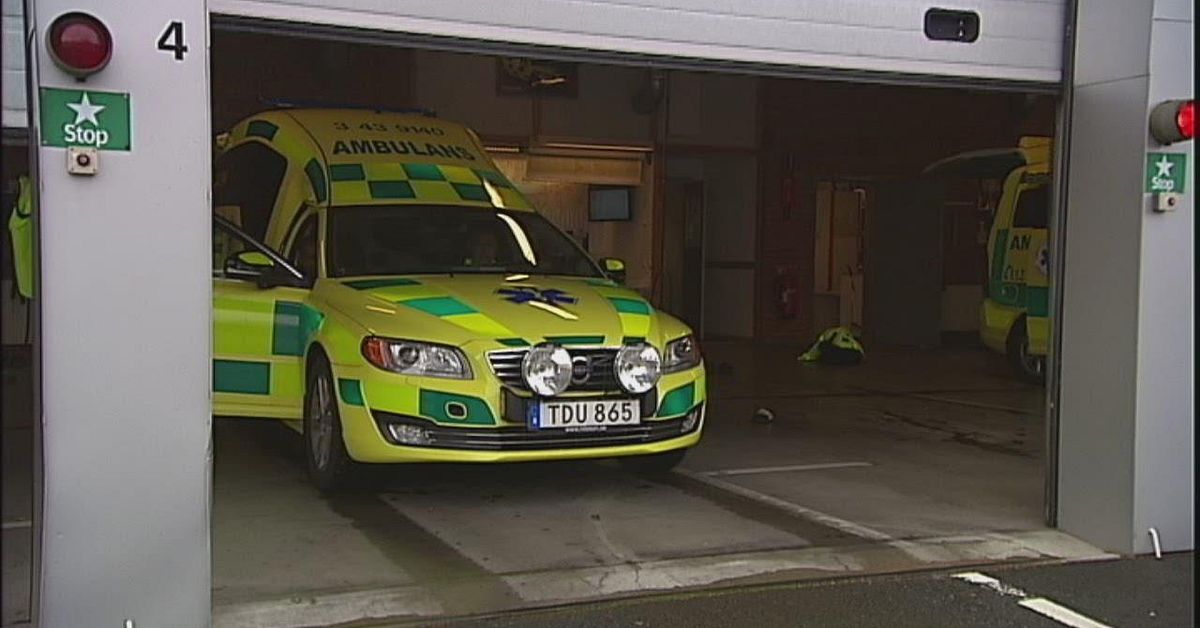 Oenighet om arbetspass för ambulanspersonal | SVT Nyheter
