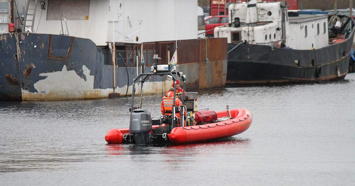 Dykare sökte efter 22-åringen | SVT Nyheter
