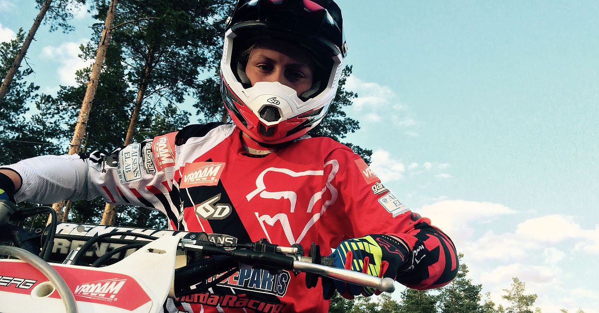 Tim ska bli bäst i världen på motocross | SVT Nyheter