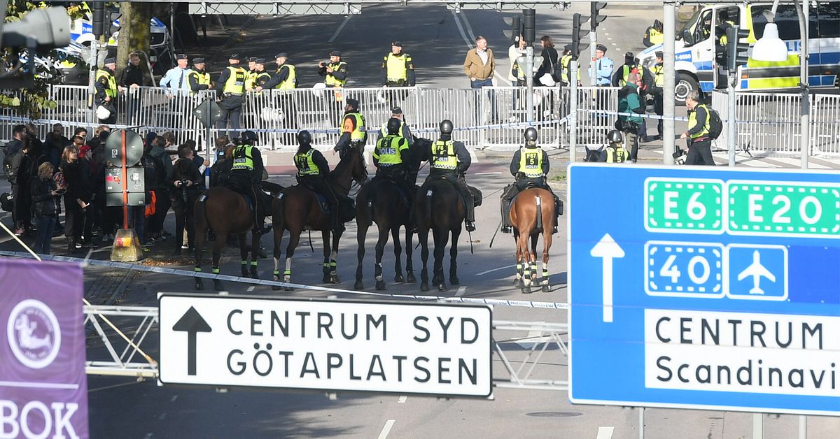 Ny dom efter NMR-demonstrationen – frias för hets mot folkgrupp | SVT Nyheter
