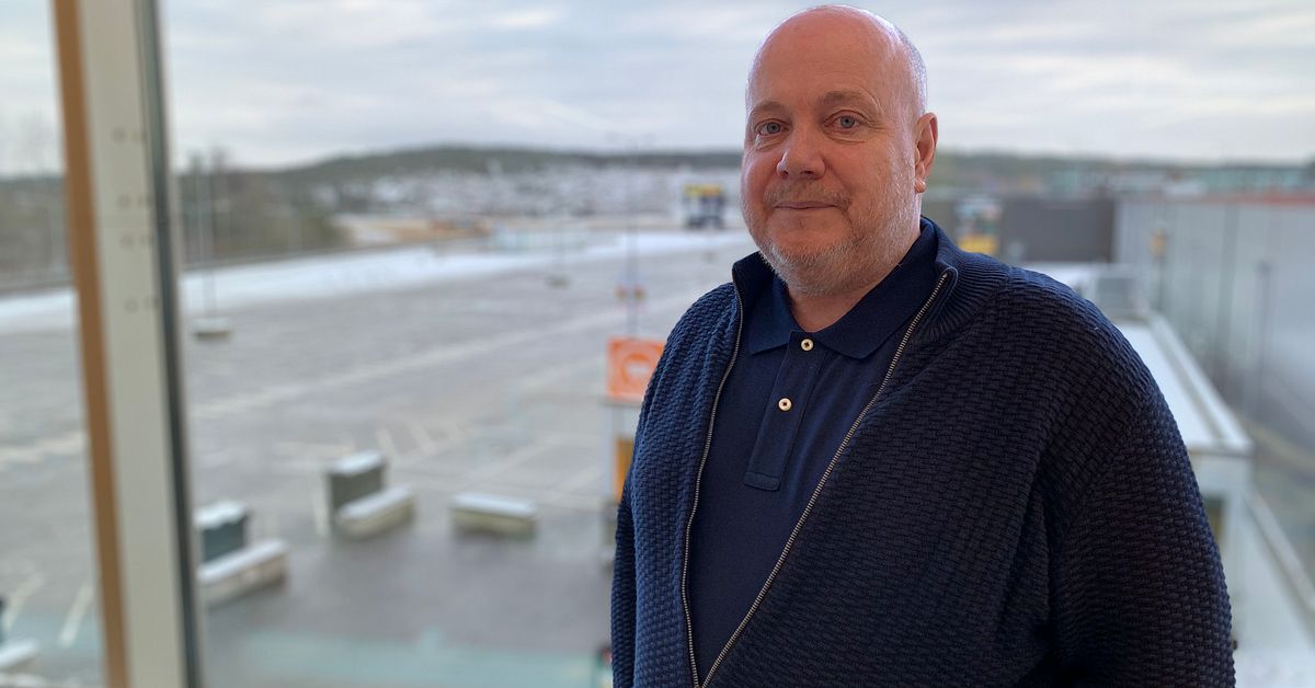 Centrumchefen: ”Det gör ont varje morgon man kommer till jobbet” | SVT Nyheter