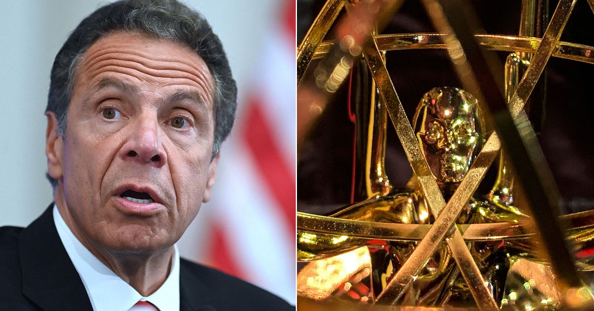 Andrew Cuomo blir av med sin Emmy | SVT Nyheter