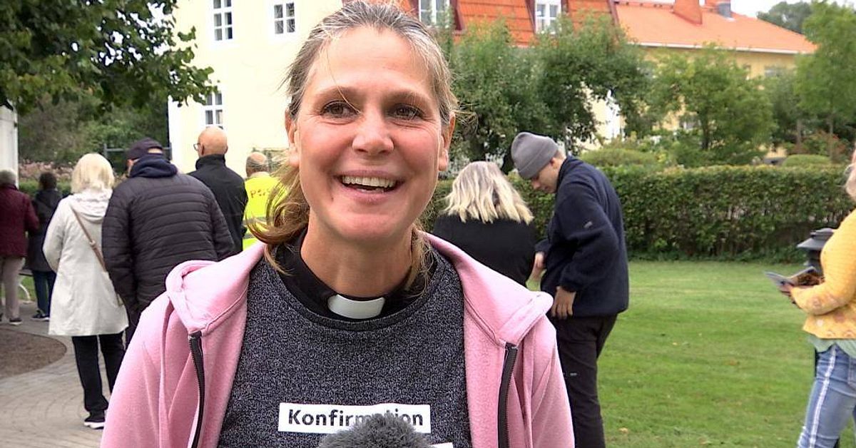 Köer hela dagen i Söderköping: ”Aldrig upplevt sådant här intresse” | SVT Nyheter