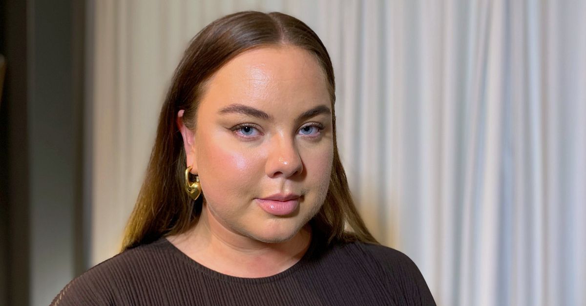 Kajsa: ”Jag satt där med ett dött foster i min mage” | SVT Nyheter