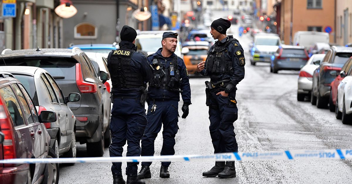 Misstänkt Mordförsök På Södermalm Man Allvarligt Skadad Svt Nyheter