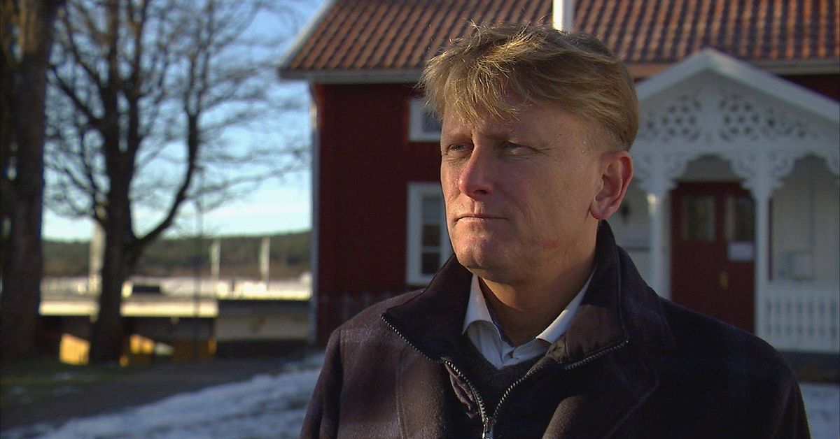 Efter fylla och sexofredande: Daniel Schützer (S) ångrar sig | SVT Nyheter