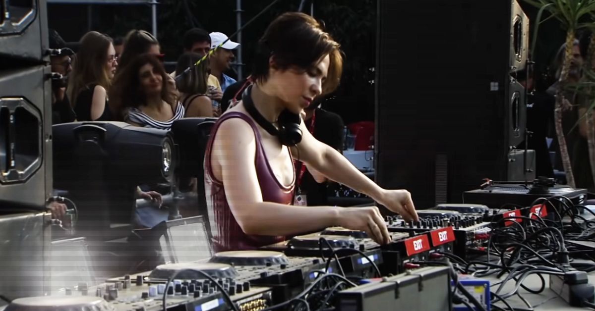 nina kraviz putin