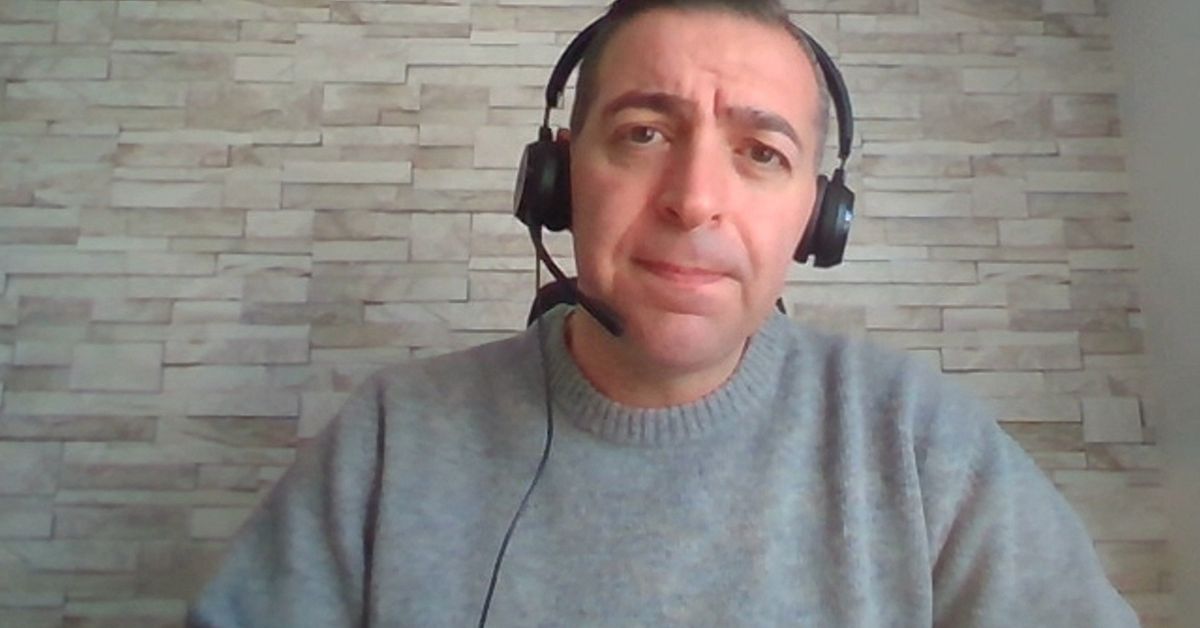 Roger Haddad (L) efter dödsskjutningen i Västerås: Punktmarkera ...