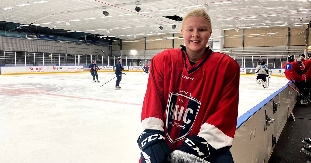 Robyn är första tjejen på hockeygymnasiet – känner sig som en förebild ...