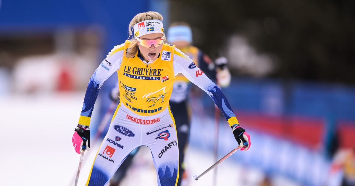 Vintersport: Frida Karlssons vann Tour de Ski – kollapsade efter målgång | SVT Sport