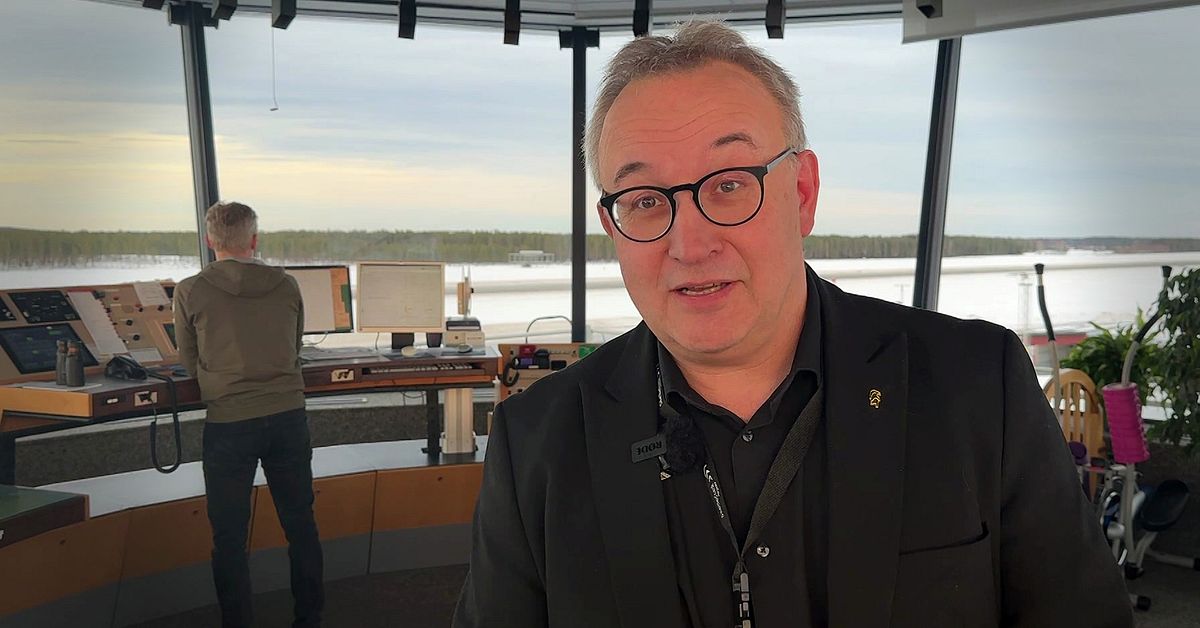 Därför behåller flygplatsen i Skellefteå sina flygledare | SVT Nyheter