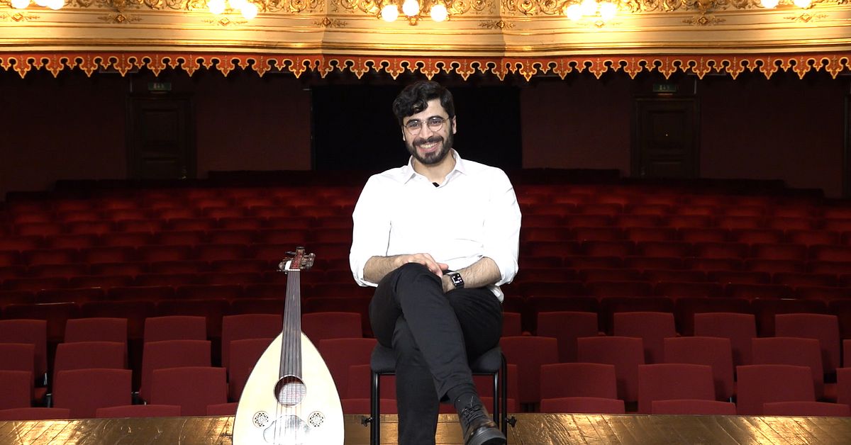 Osama fyller Stora Teatern med klassisk arabisk musik | SVT Nyheter