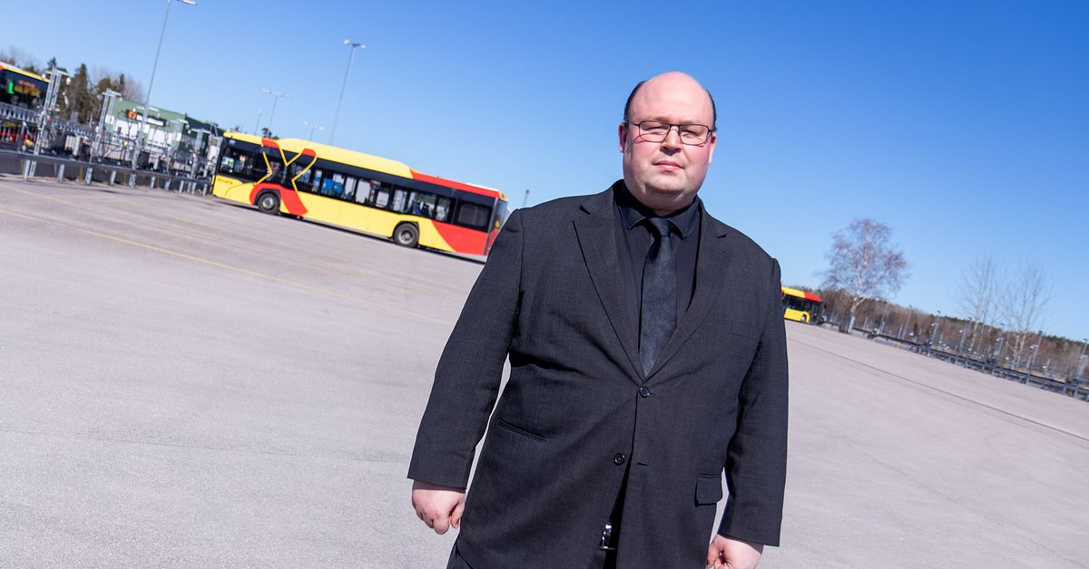 ”Håll käften! Skitman!” – bussförare i bråk med passagerare | SVT Nyheter