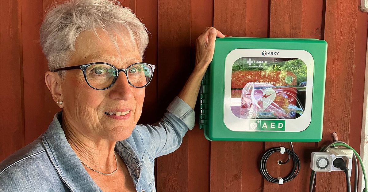 Anna-Karin skaffade livräddare till byn – här är nya hjärtstartaren i ...