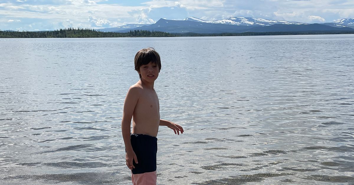 Havs- och vattenmyndigheten: Håll munnen stängd när du badar | SVT Nyheter