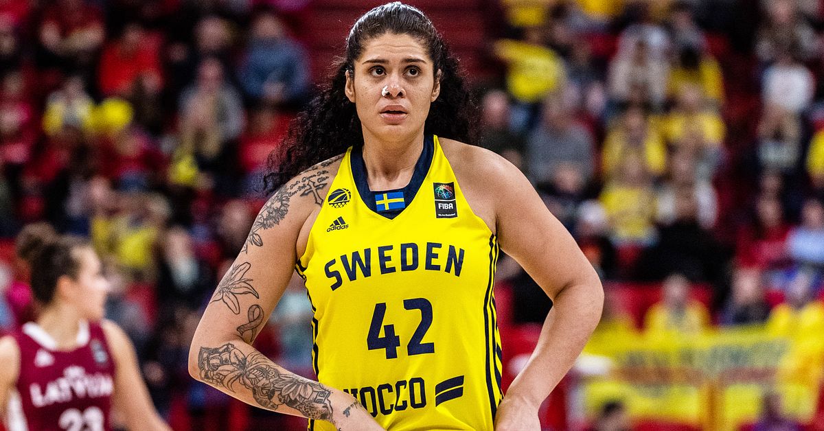 Basket: Amanda Zahui klar för ny klubb | SVT Sport