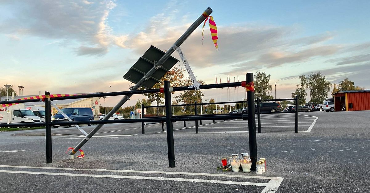 Kvinna Död I Trafikolycka I Örebro Fick Stolpe över Sig Svt Nyheter