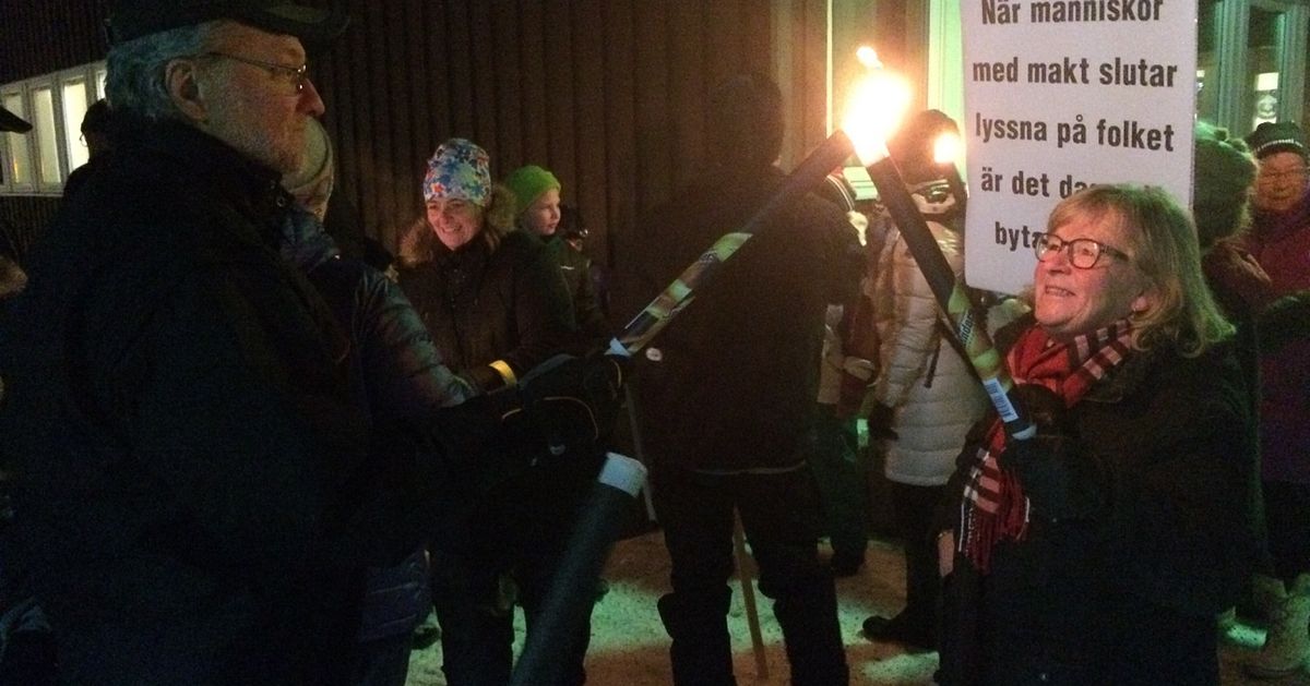 Bildspel från demonstrationen | SVT Nyheter