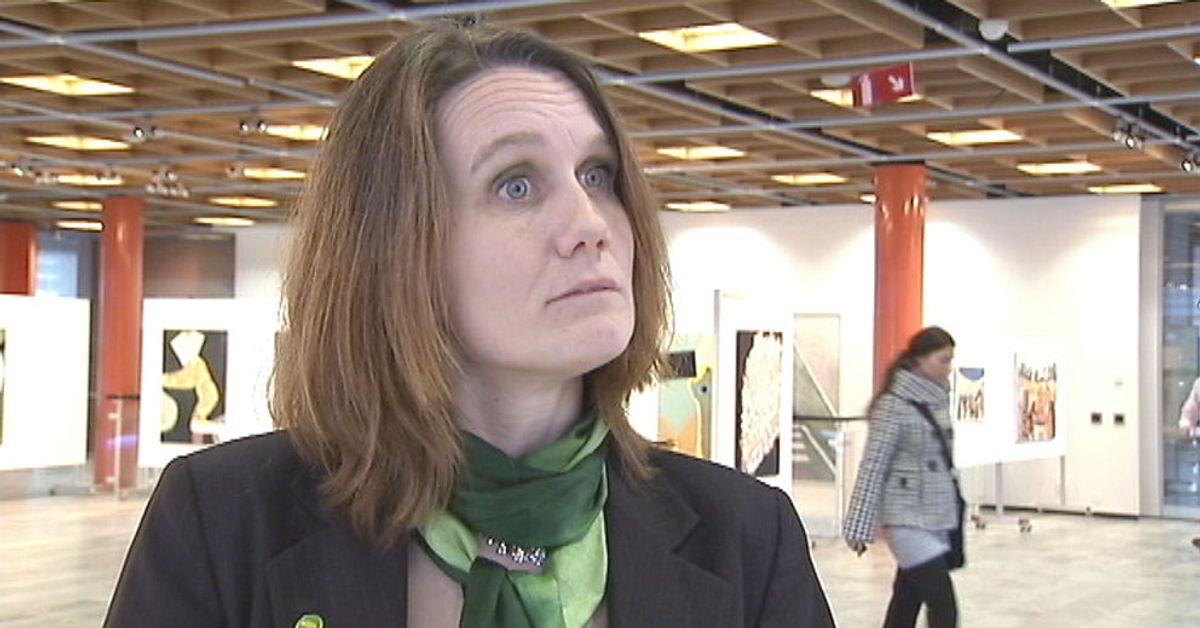 Anna Stenson (MP) avgår i protest | SVT Nyheter