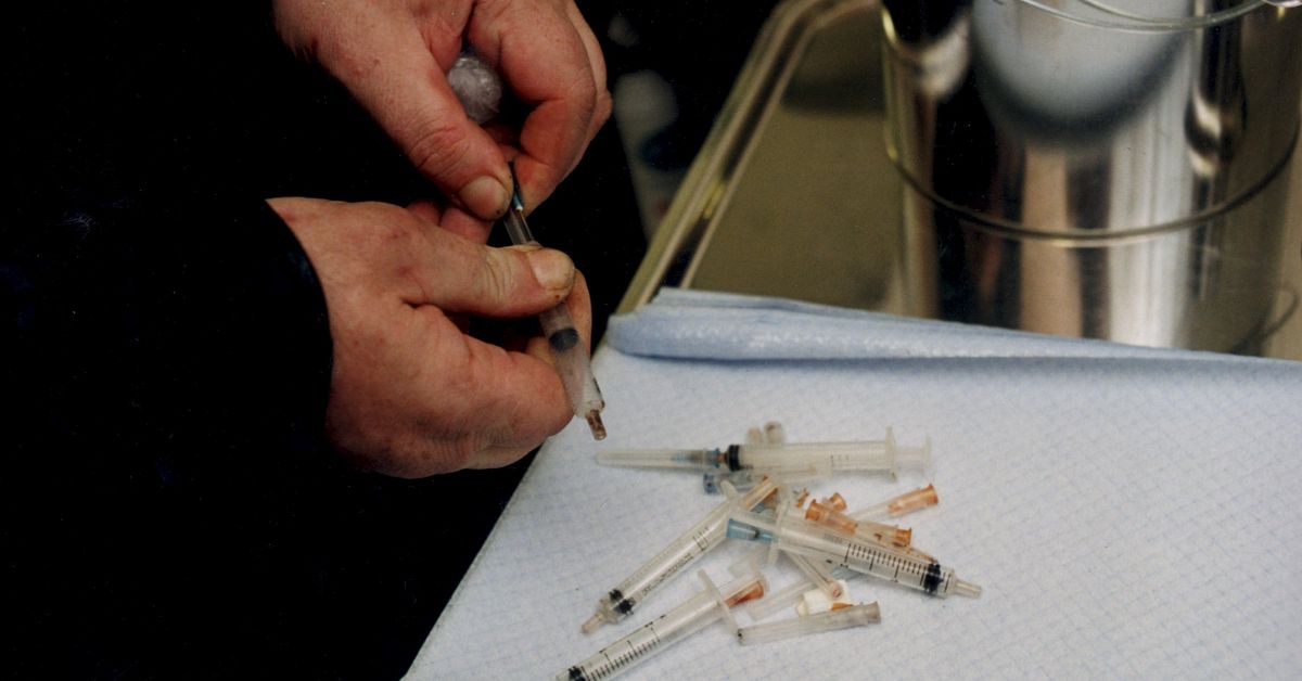 Kalmar bland de första att dela ut rena sprutor | SVT Nyheter