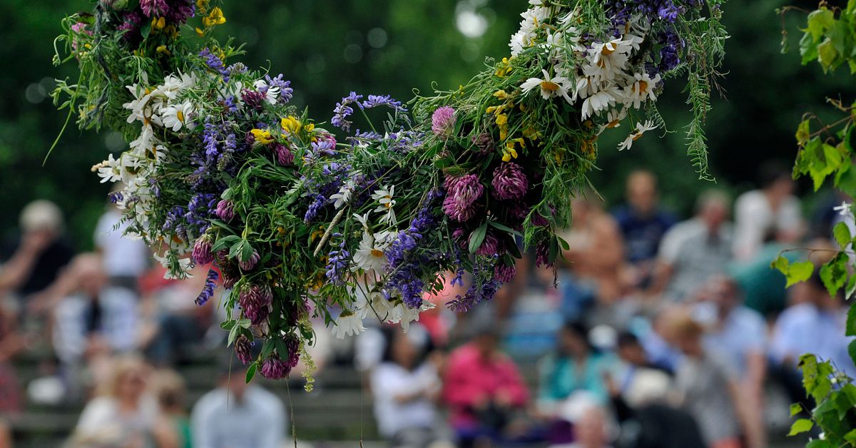Här kan du fira midsommar | SVT Nyheter