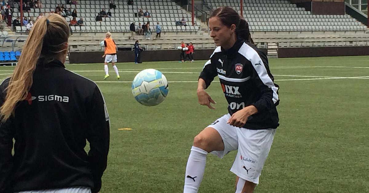 Fotboll: Schelin redo för debut | SVT Sport