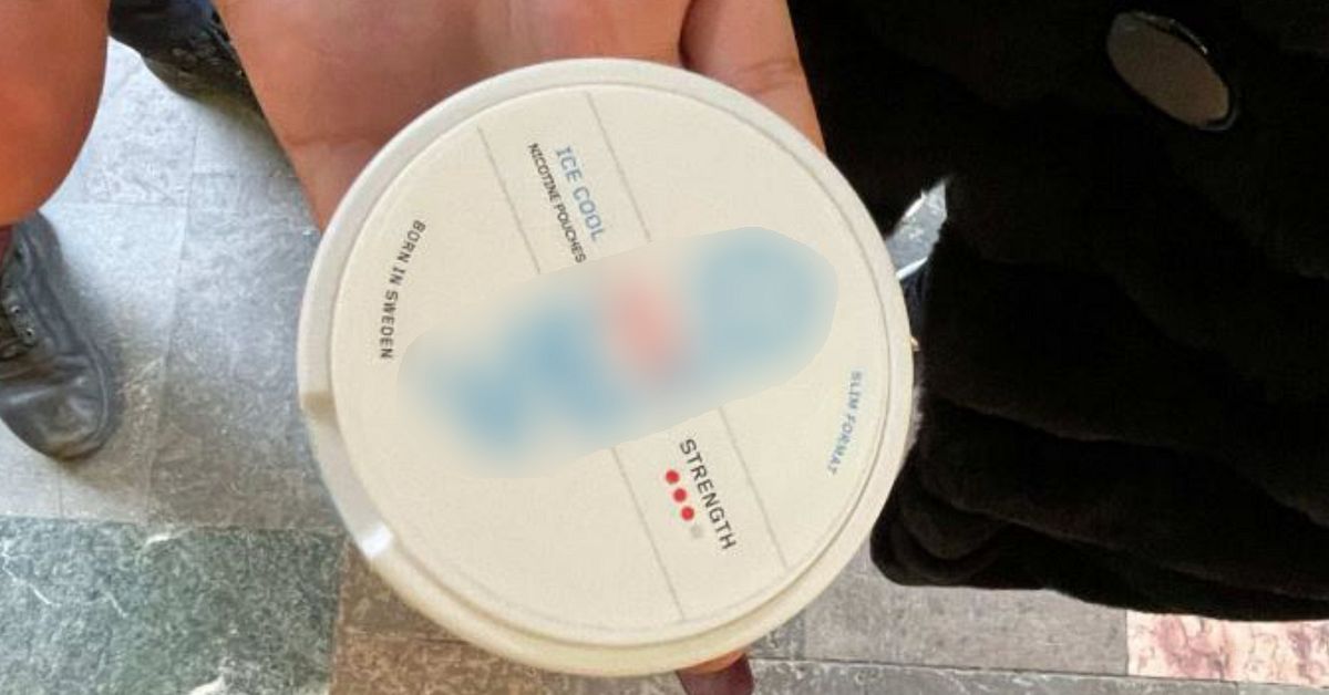 Expedit i Malmö åtalas – sålde en dosa snus till 17-åring | SVT Nyheter