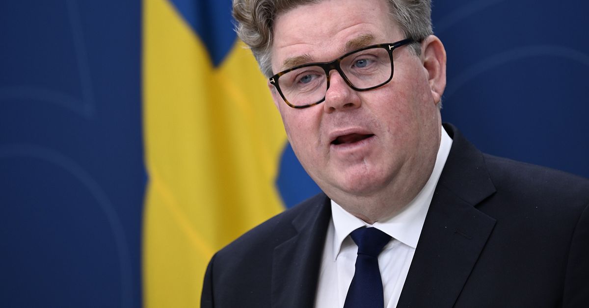 Regeringen vill kriminalisera oskuldskontroller | SVT Nyheter