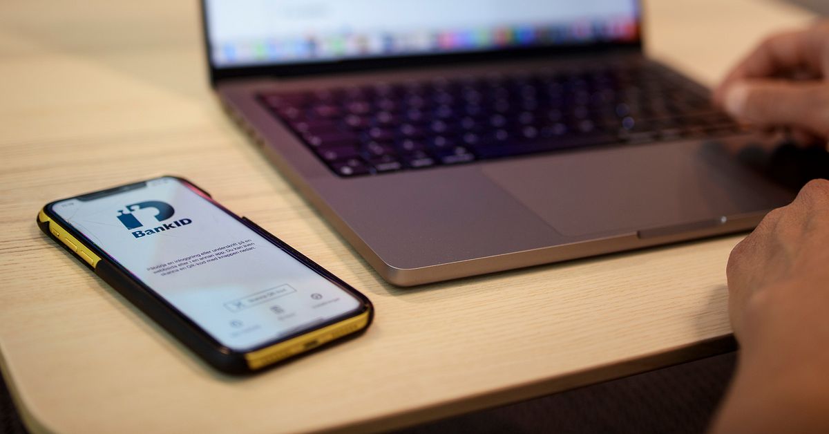 Misstänks ha lurat till sig miljoner – åtalas | SVT Nyheter