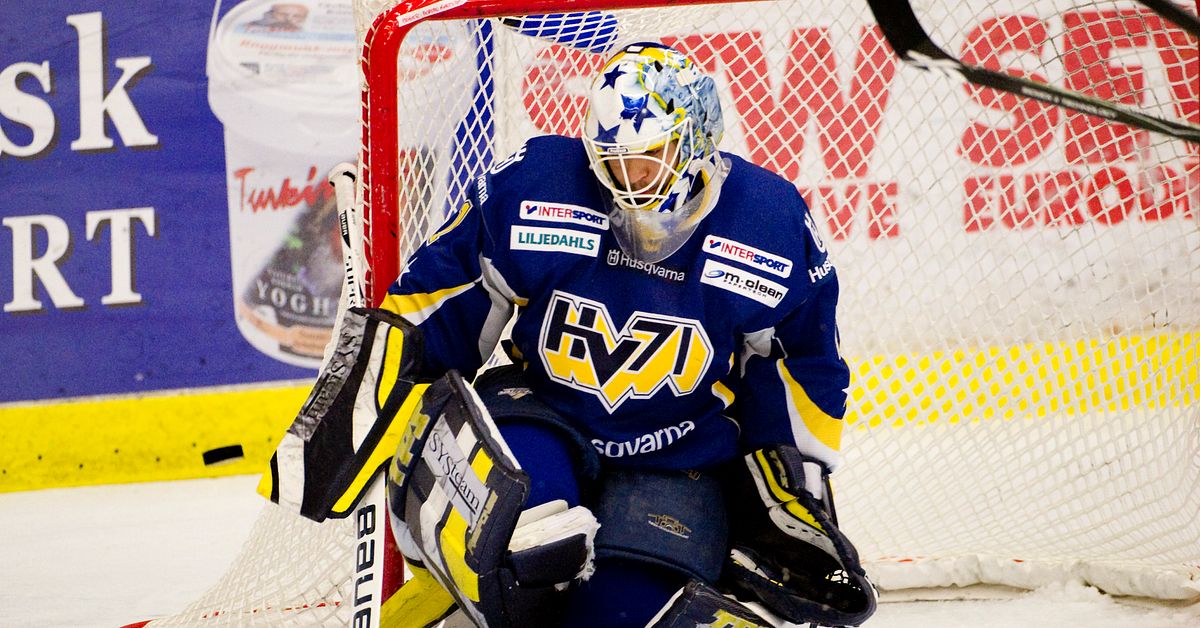 LHC-fans straffas efter att ha hånat Stefan Liv | SVT Nyheter